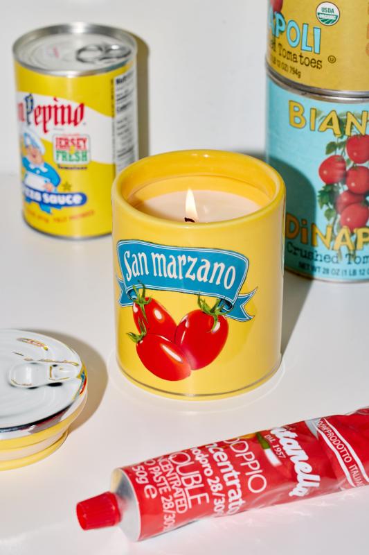 Tomato Can 10.5 oz Scented Candle | Urban Outfitters Hong Kong ...