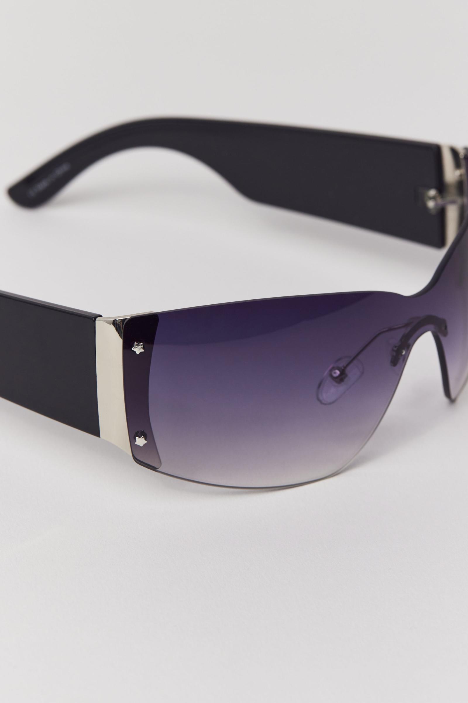 Brittney Y2K Shield Sunglasses | Urban Outfitters Australia - Clothing ...