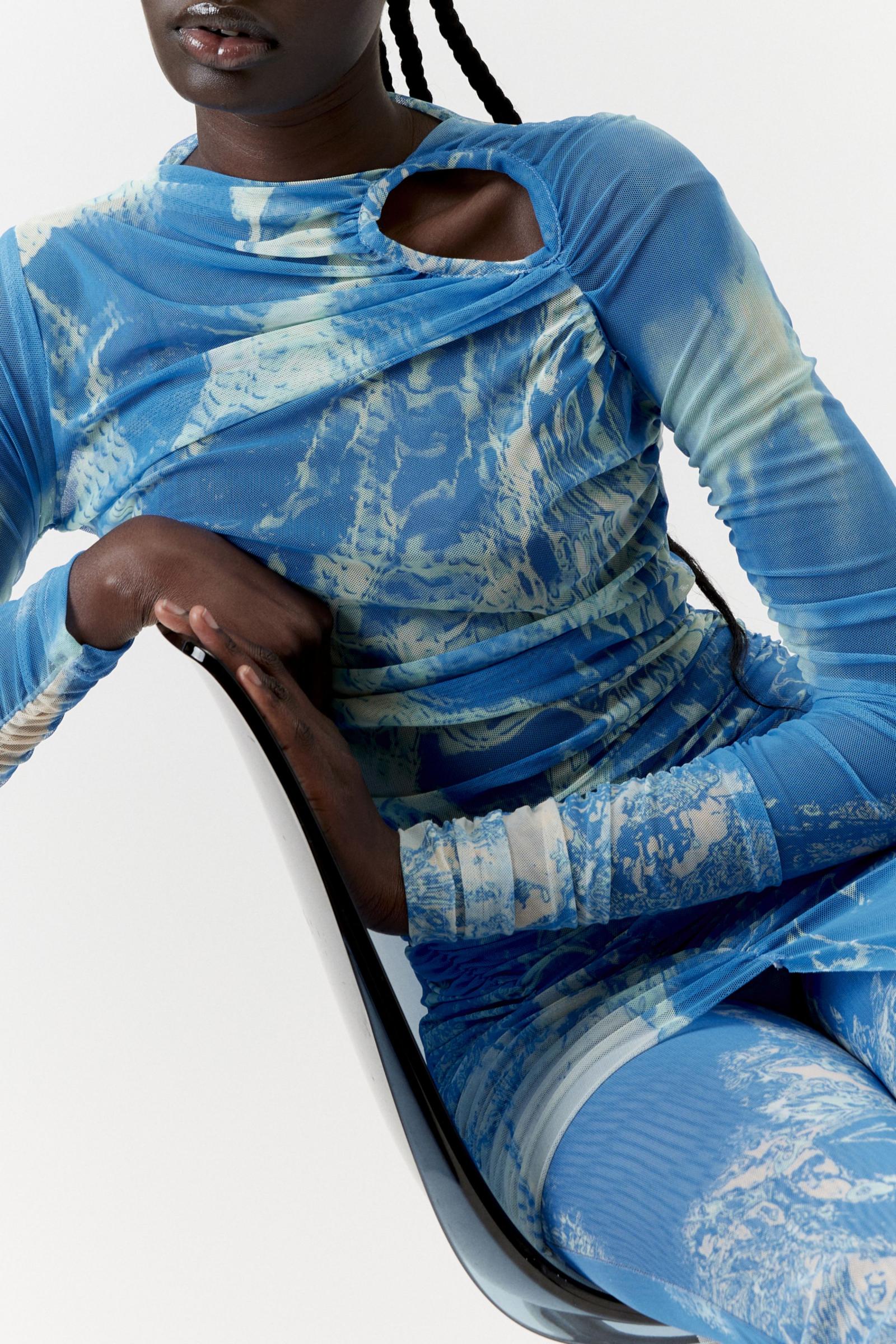 Martin Across Kuo 드레스 | 어반 아웃피터스 한국 공식 스토어 : 라이프스타일 편집샵. 여성 의류, 남성 의류 ...