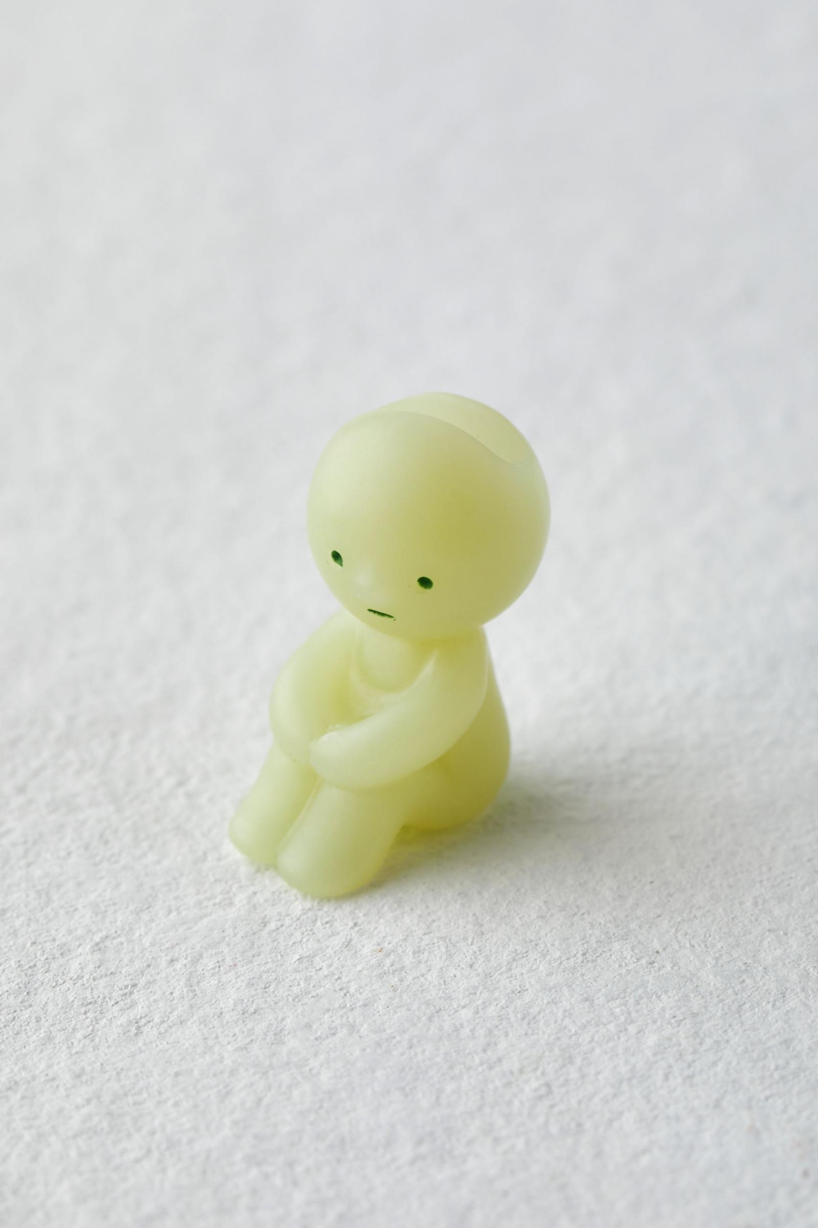Smiski® Glow-In-The-Dark Zipperbite Figure | Urban Outfitters Korea ...