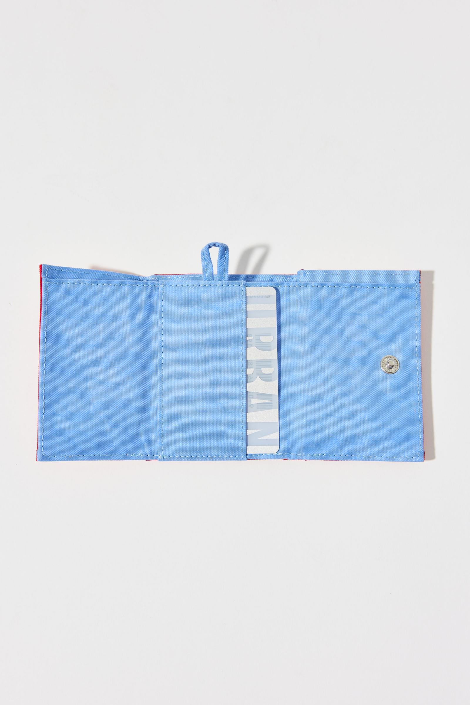 BAGGU Nylon Snap Wallet | Urban Outfitters Australia - Clothing, Music ...