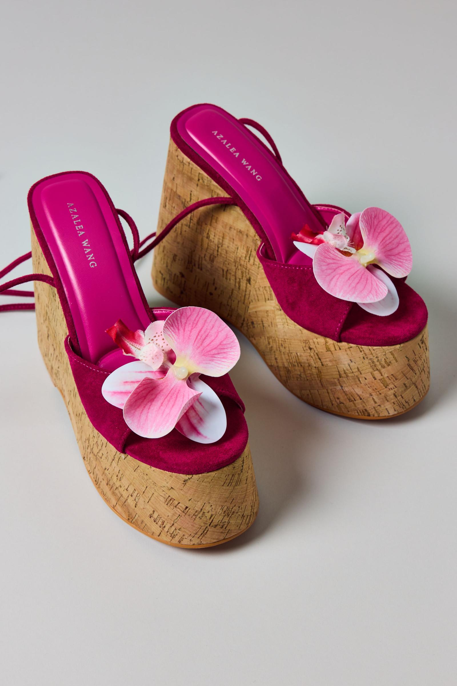 Azalea Wang Daleyza Platform Wedge Sandal | Urban Outfitters Singapore ...