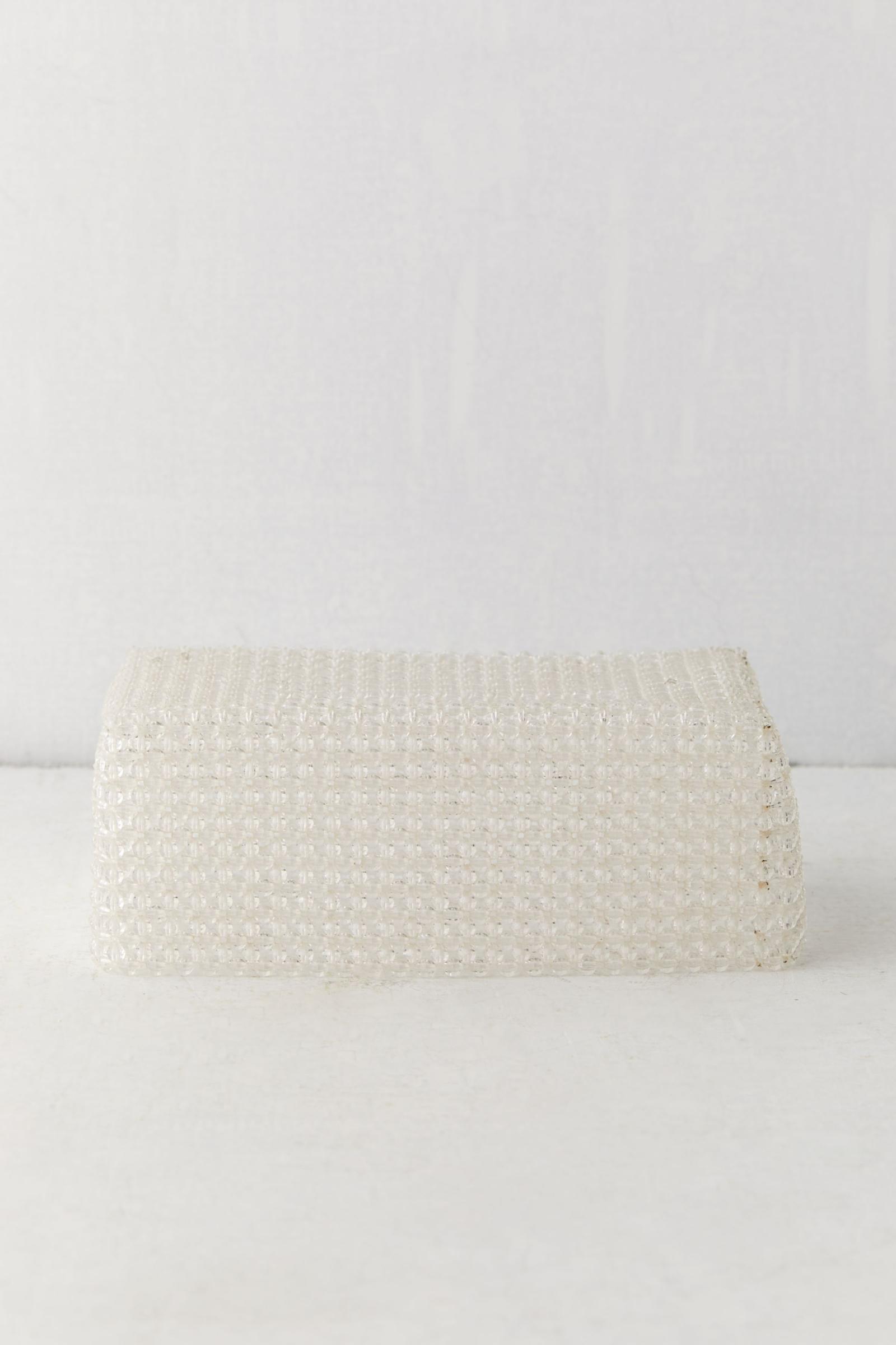 Beaded Tissue Box Cover | Urban Outfitters 日本