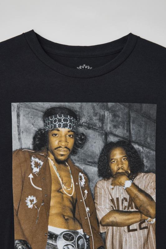 Outkast 포토 티 어반 아웃피터스 한국 공식 스토어 라이프스타일 편집샵 여성 의류 남성 의류 홈 라이프 스타일 음반 및 사진용품