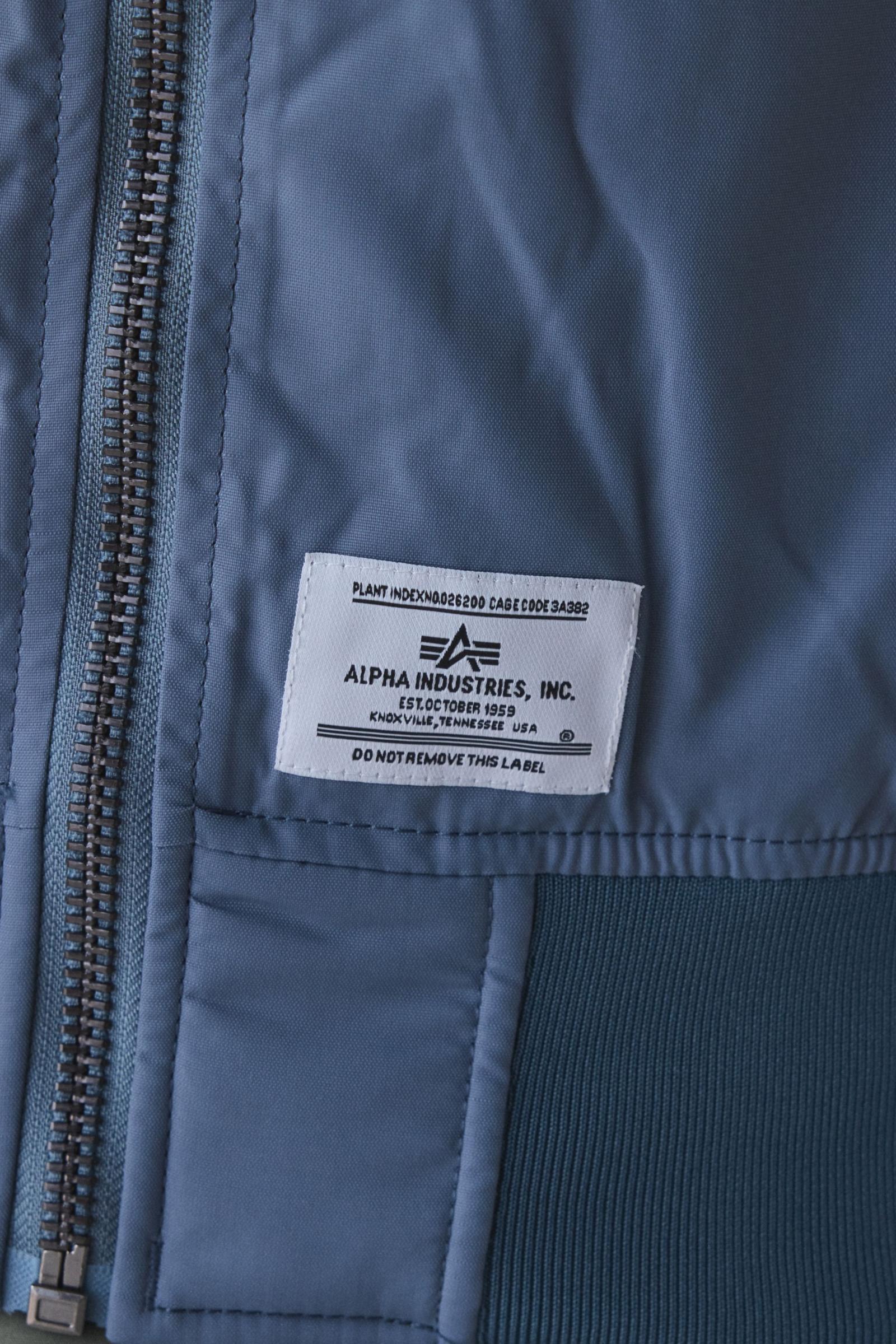 Chaqueta Alpha Industries L-2B Skymaster Gen II | Urban Outfitters México - Ropa, música, hogar ...