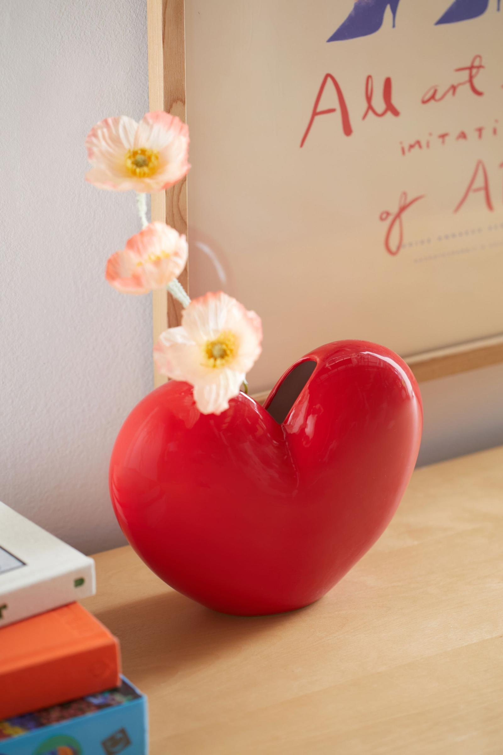 DOIY Heart Vase | Urban Outfitters Japan - Clothing, Music, Home ...