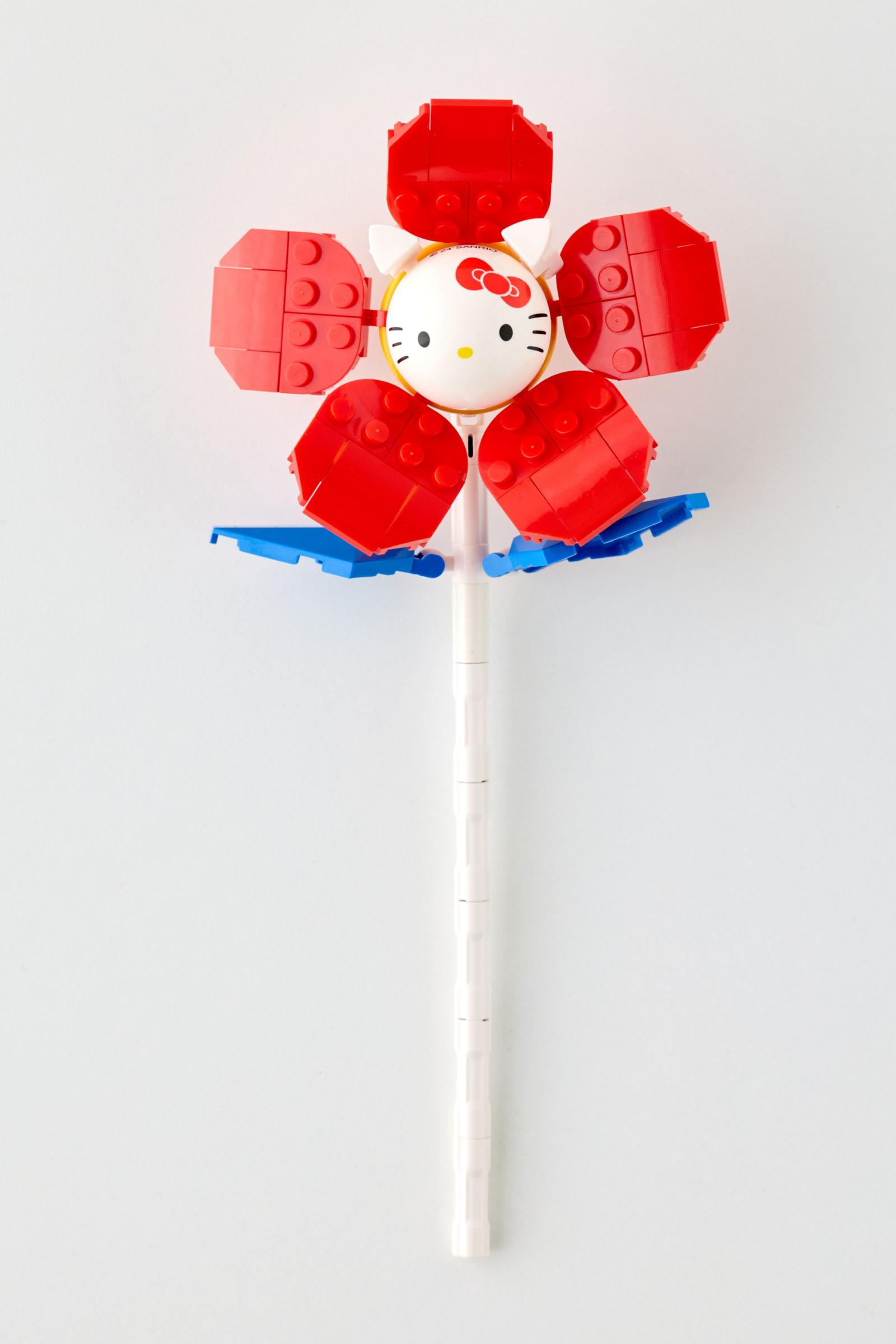 Brickcraft Sanrio Hello Kitty & Friends Flower Building Brick Set ...