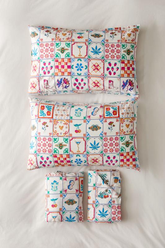 Mariana Tile Sheet Set | Urban Outfitters Korea - Clothing, Music, Home ...