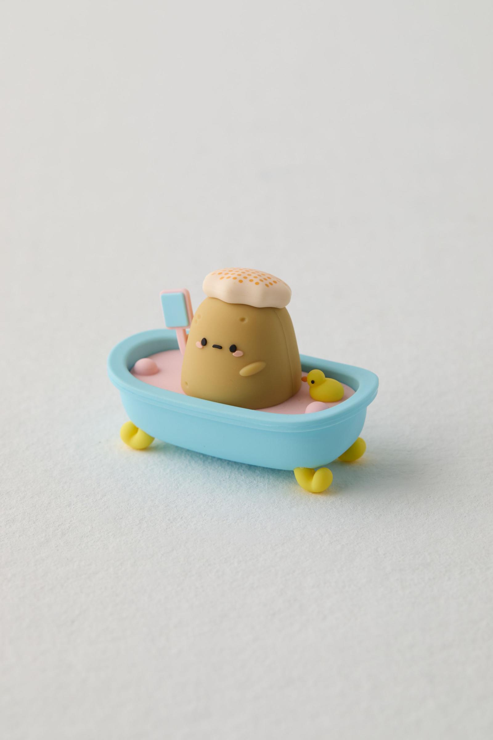 Smoko Tayto Potato Bathroom Blind Box Figure | Urban Outfitters Japan ...
