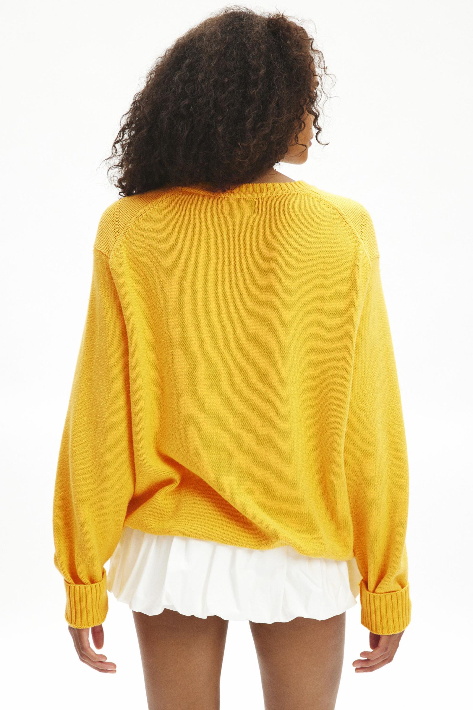 Urban Renewal Remade Overdye Sweater | Urban Outfitters Singapore ...