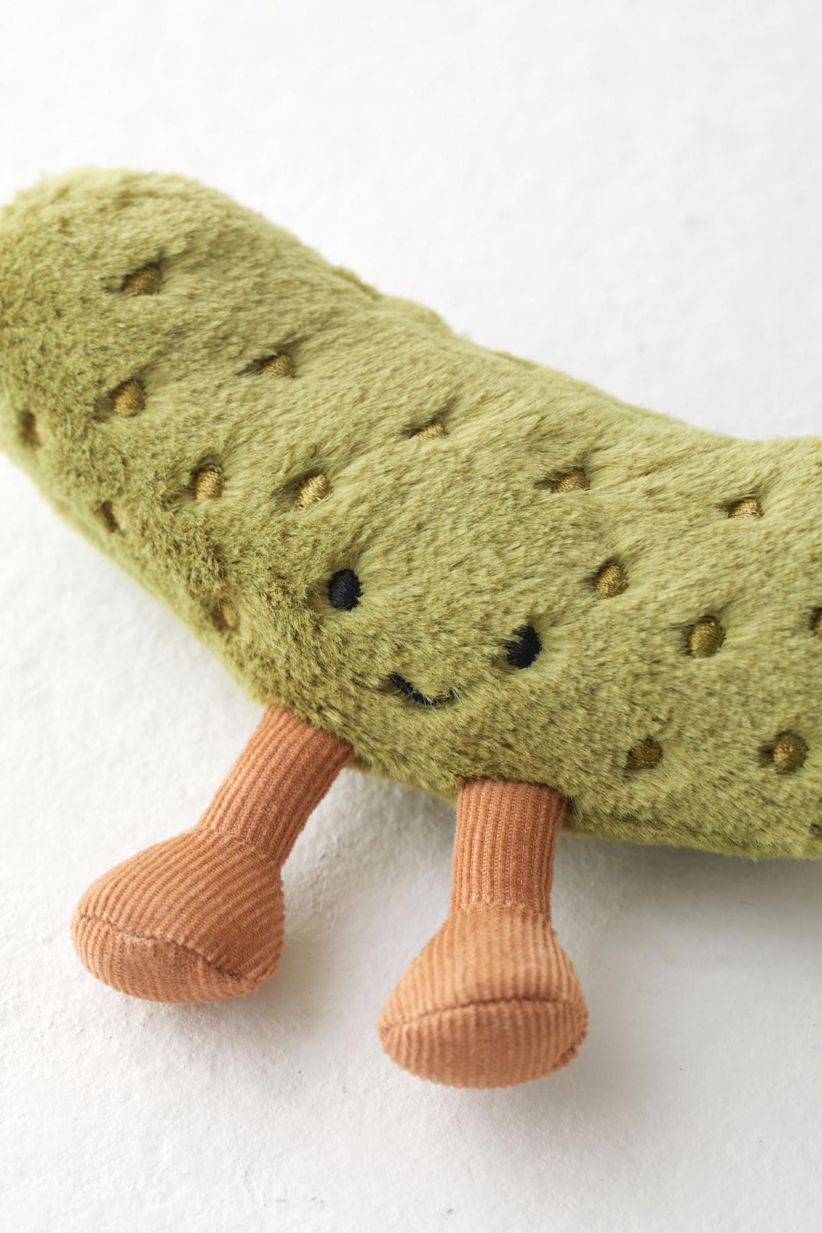 Peluche Jellycat Amuseables Pickle | Urban Outfitters México - Ropa ...