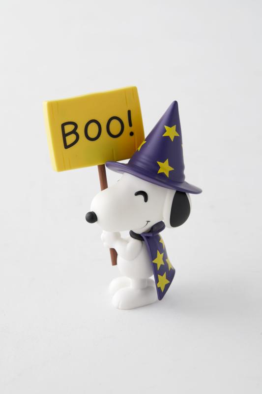 Youtooz Boo! Snoopy Figure