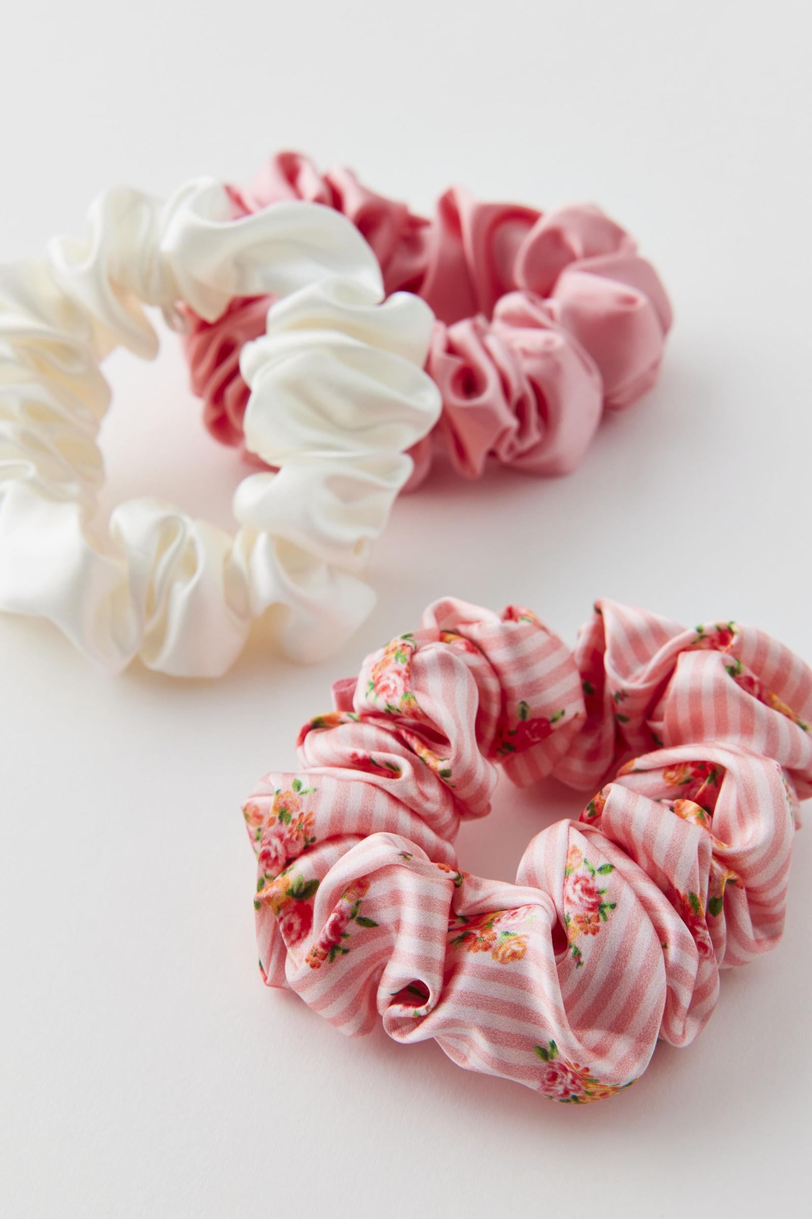 Slip Large Pure Silk Scrunchie Set | Urban Outfitters Singapore ...