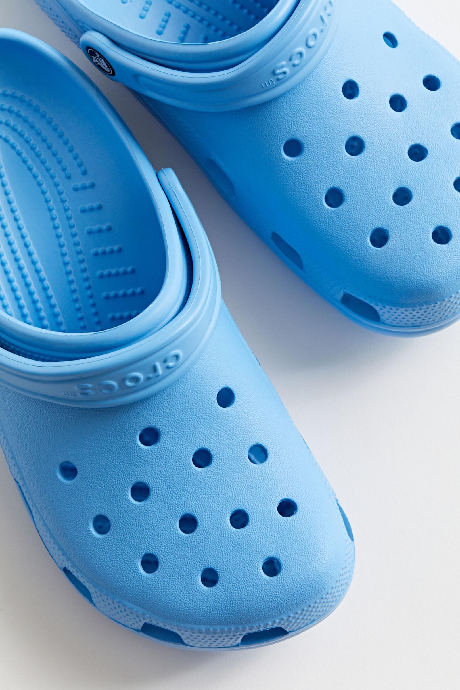Crocs Classic Clog | Urban Outfitters Korea - Clothing, Music, Home ...